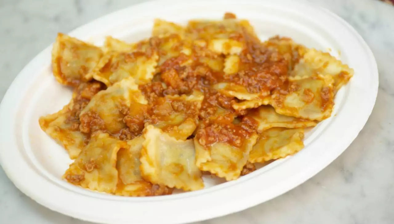 Trentino-style ravioli l Karaniwang matakaw na recipe para sa hapunan ng Pasko