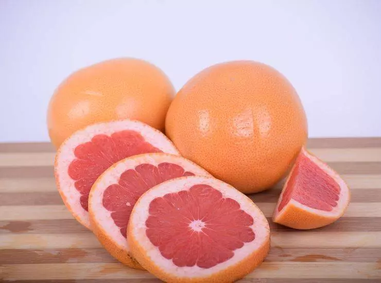 Grapefruit ndi shuga Chinsinsi