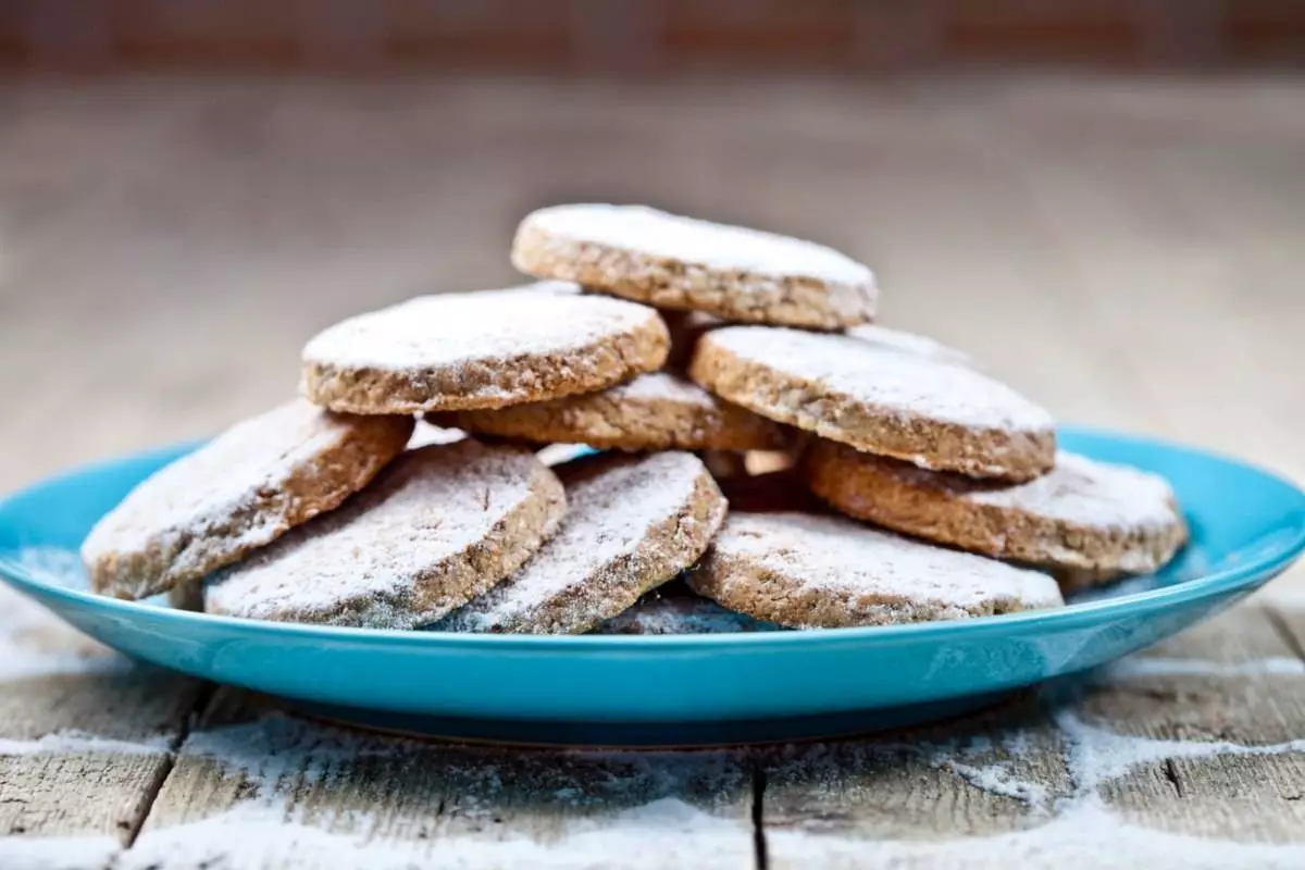 Giammelle biscuits of the Sicilian tradition without butter and yeast