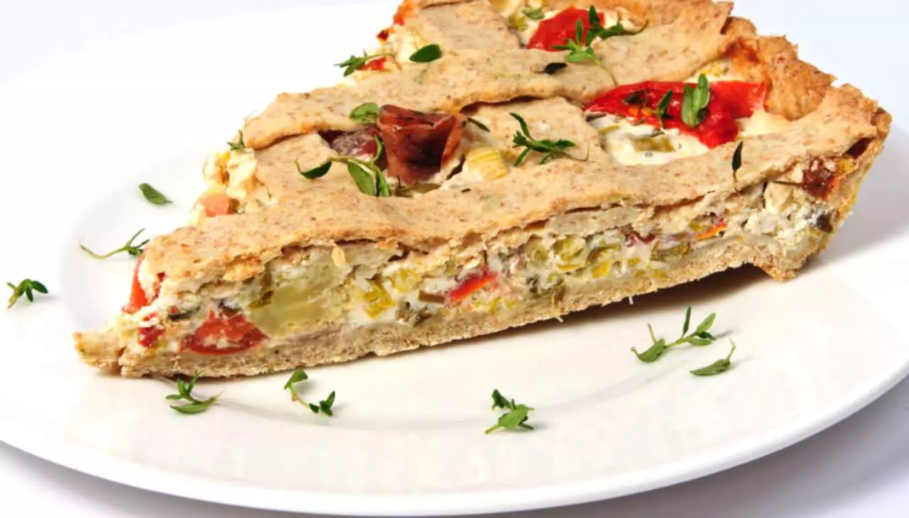 I-Wholemeal tart emnandi enoshizi ne-ham | Okwangempela futhi okumnandi ngemifino