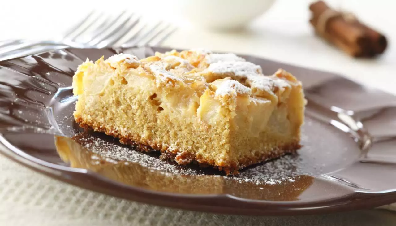 Ricotta-Vanille-Apfelkuchen | Weiche und köstliche Güte