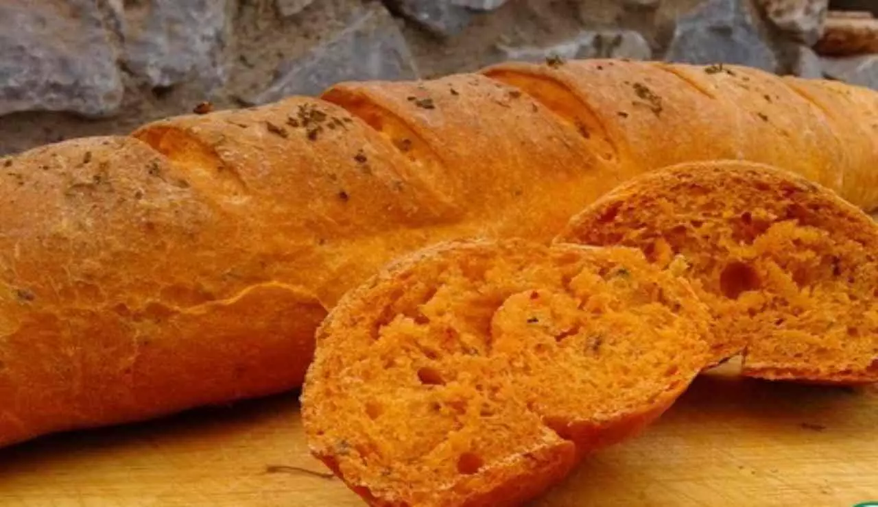 Marinara pizza bread sfilatini