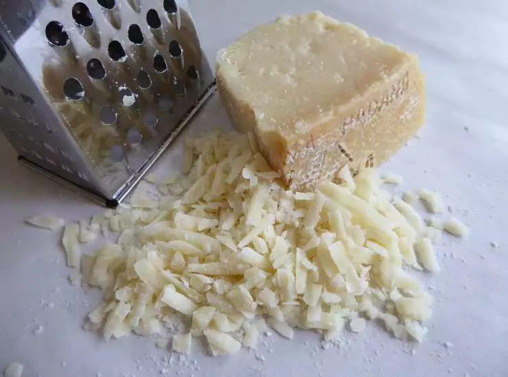 Parmesan kremi FOTO ricettasprintli qushqo'nmas pirogi