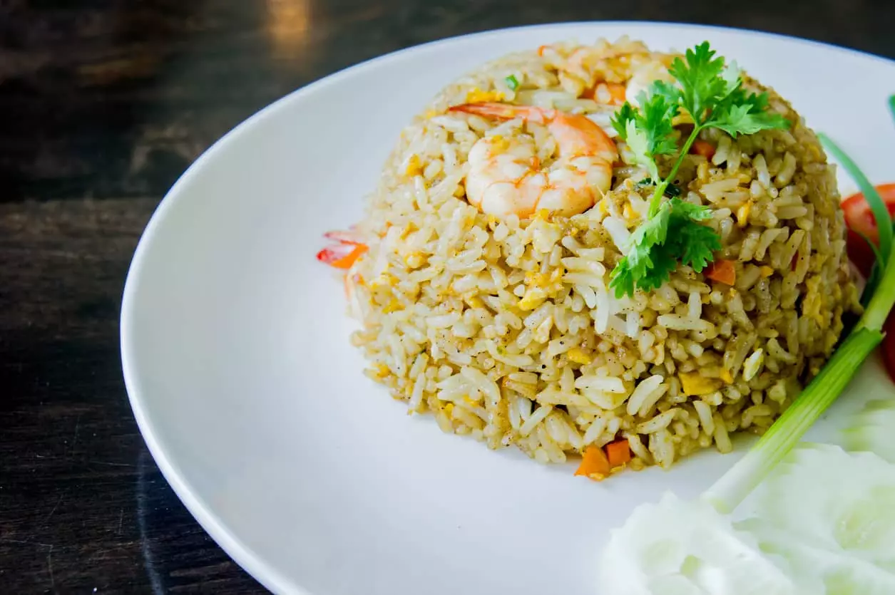 Basmati rice with shrimp, vegetables, ginger and soy 10885_1