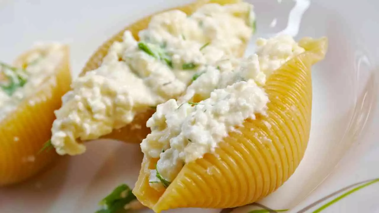 Recipe Krismasy Conchiglioni feno asparagus sy ricotta