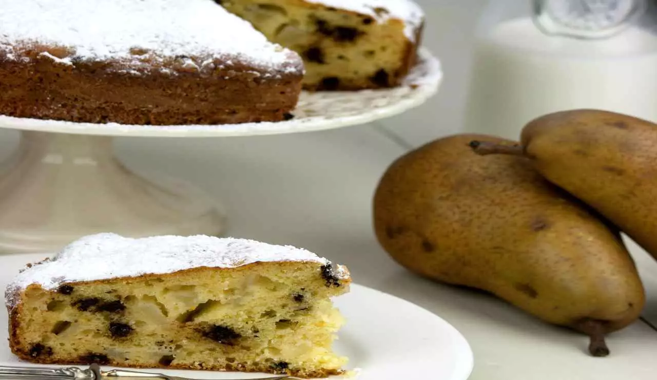 Кремаста торта од крушке и чоколаде | похлепан, леп и неодољив 11030_1