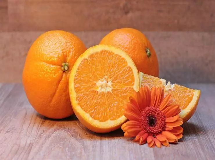 Krafne s narančom i orasima | slatki recept spreman za 15 minuta 11114_3