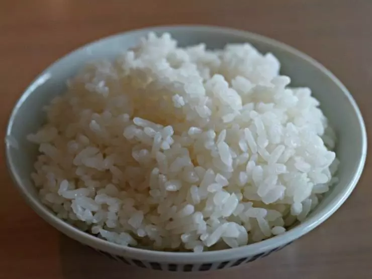 रोस्ट टर्की रोल्स को ठंडे चावल के साथ फोटो रेसिपी प्रिंट