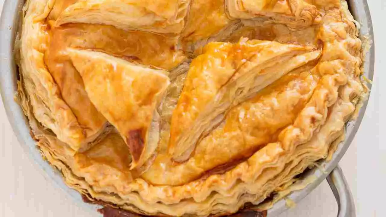 savory pie yn in panne mei earte, spek en rikke tsiis 11173_1