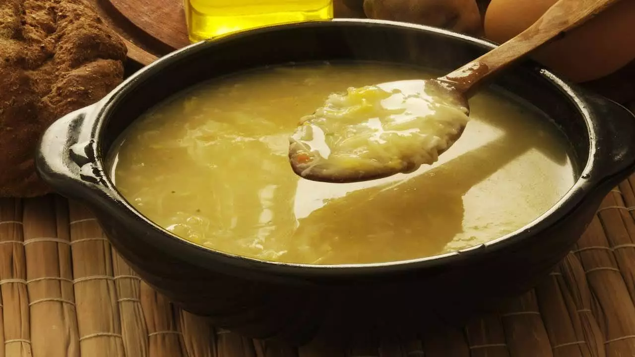 Minestrina sajttal | meleg és nagyon jó ideális a téli estéken 11218_1