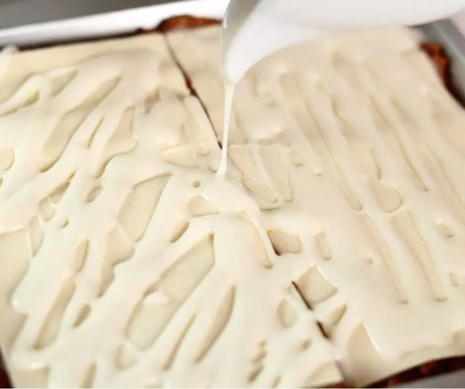 Lasagne mat Aubergine, gekachten Ham a Mozzarella: e knusprech a lecker Plat 11687_7
