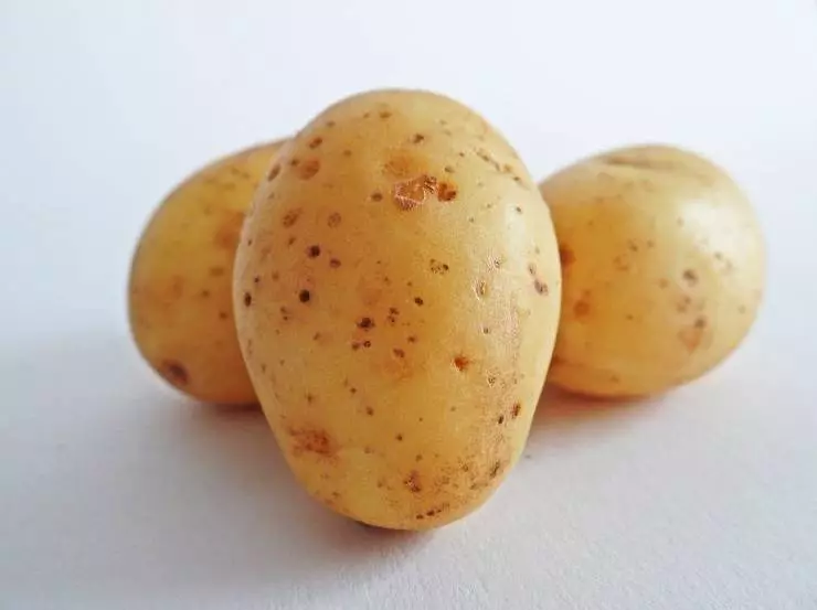 बटाटा आणि वाटाणा पदक, एक बोट अन्न चांगुलपणा 12186_2
