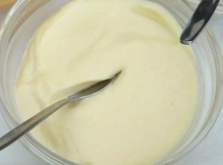 Thuyền xà lách với sốt mayonnaise và công thức tôm