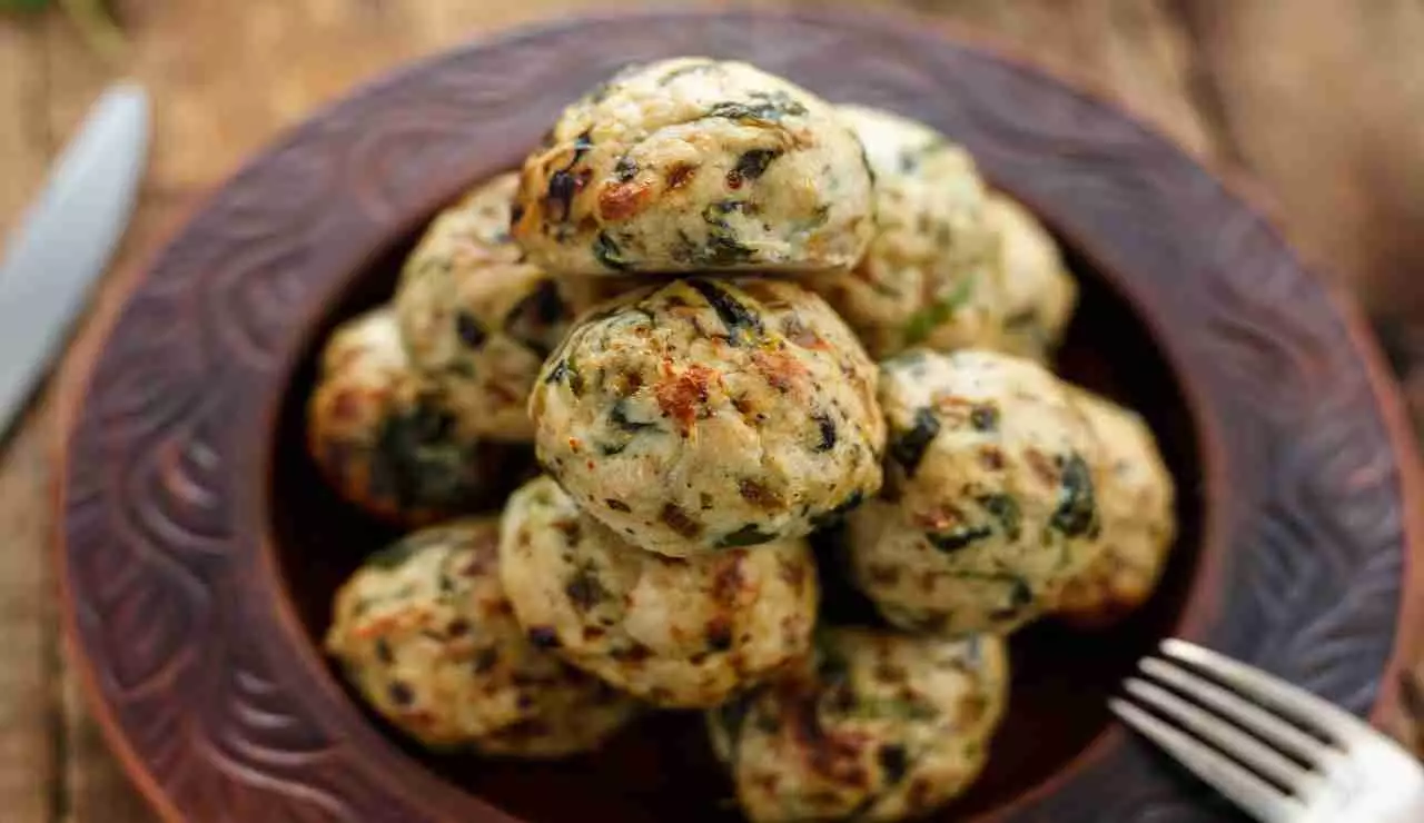 Courgette Meatballs, වියළි තක්කාලි සහ රිකෝටා