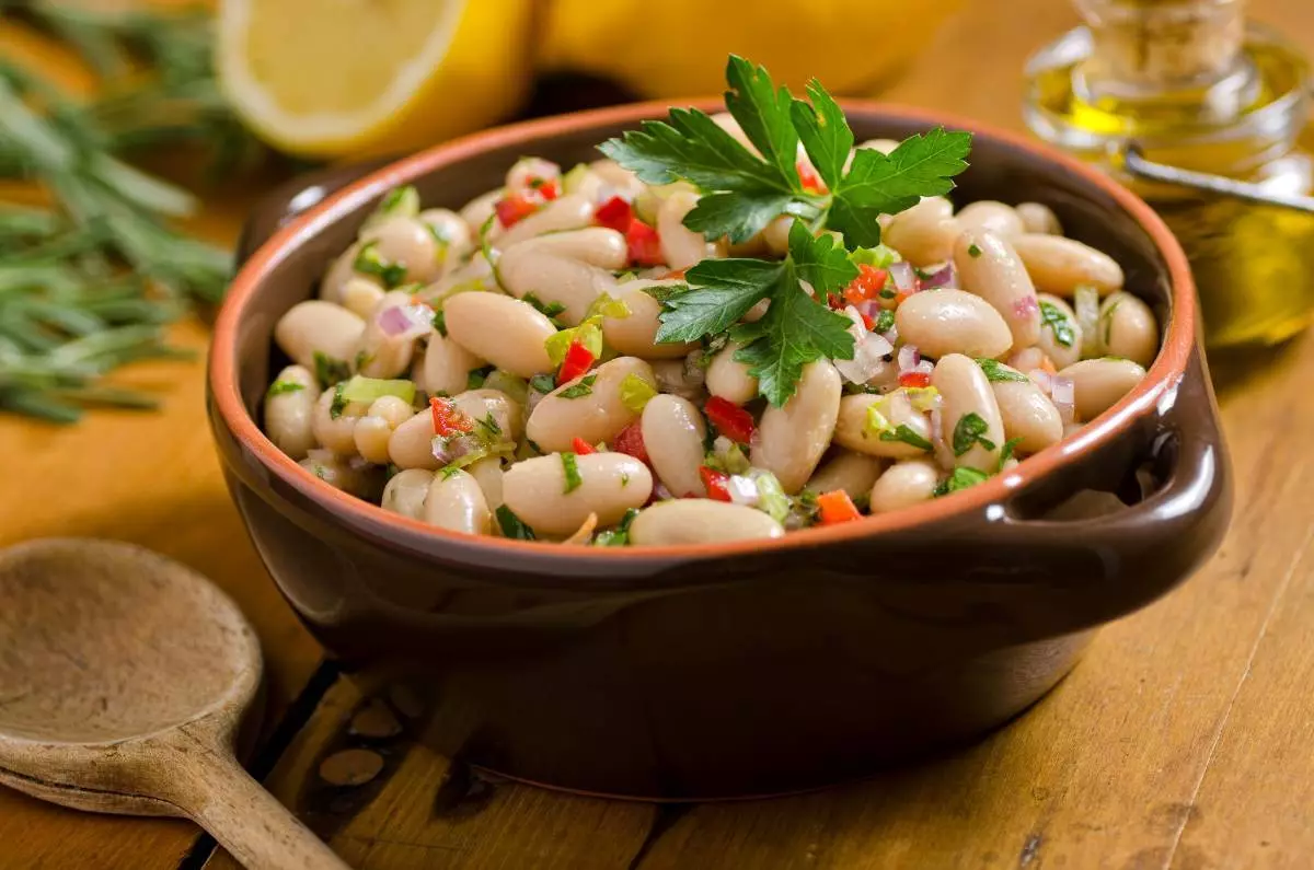 Oriental Cannellini Bean Salad, yekuravira kutsva