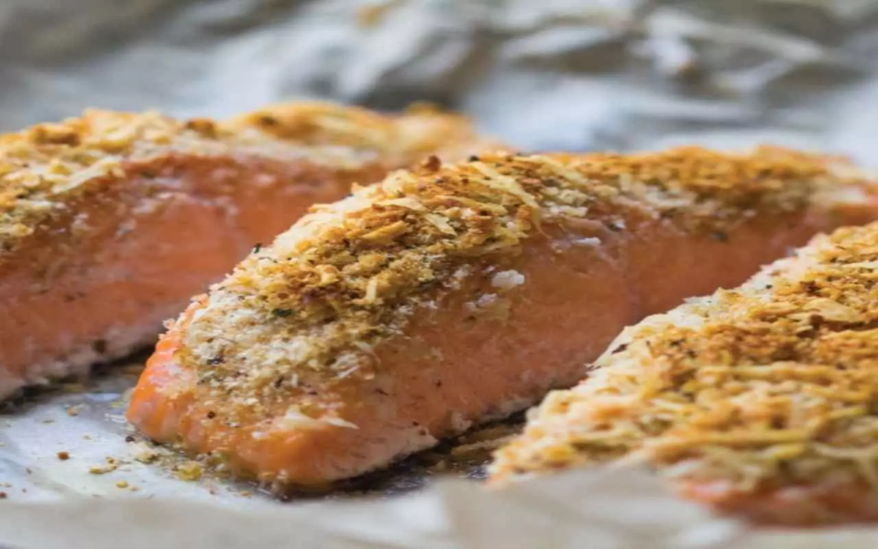 شرائح سمك السلمون وصفات جوز الهند