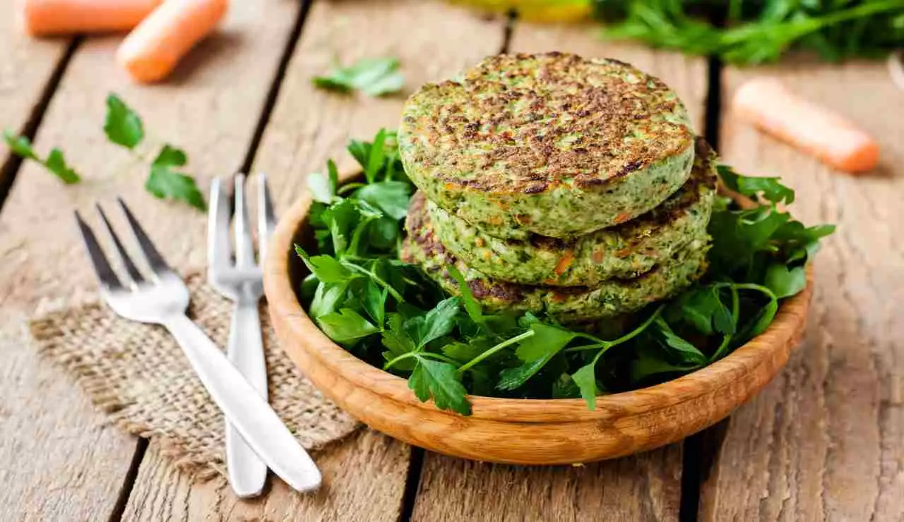 Hamburguesa de verduras al horno | un mix de verduras con un sabor excepcional 13073_1