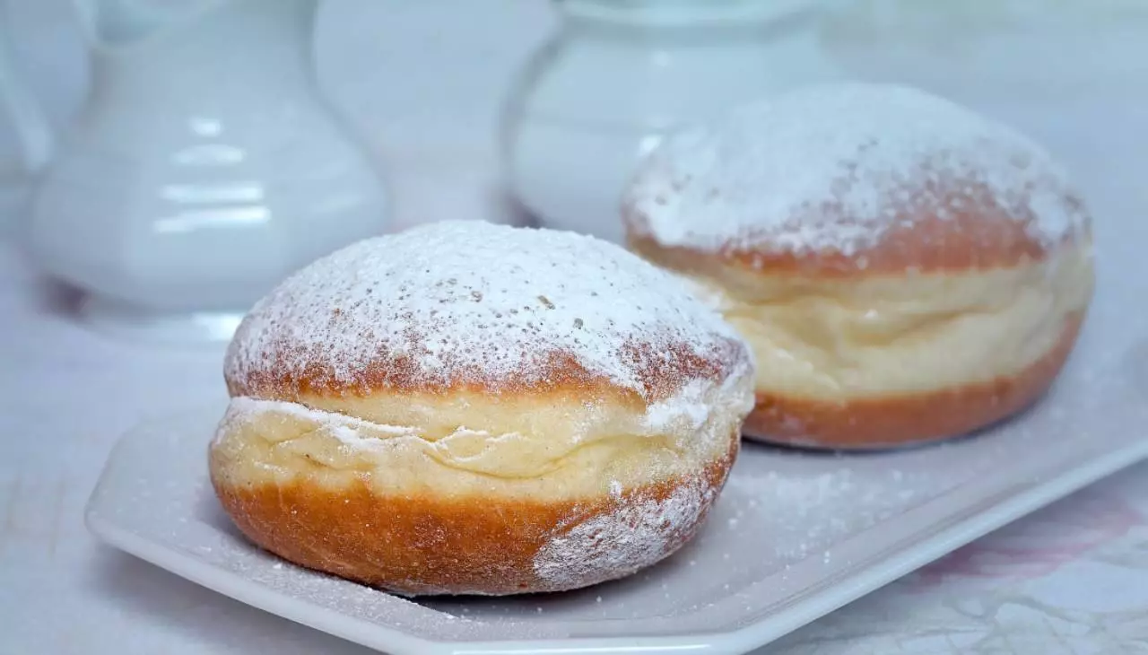 Rolos doces recheos de crema - impresión de receitas