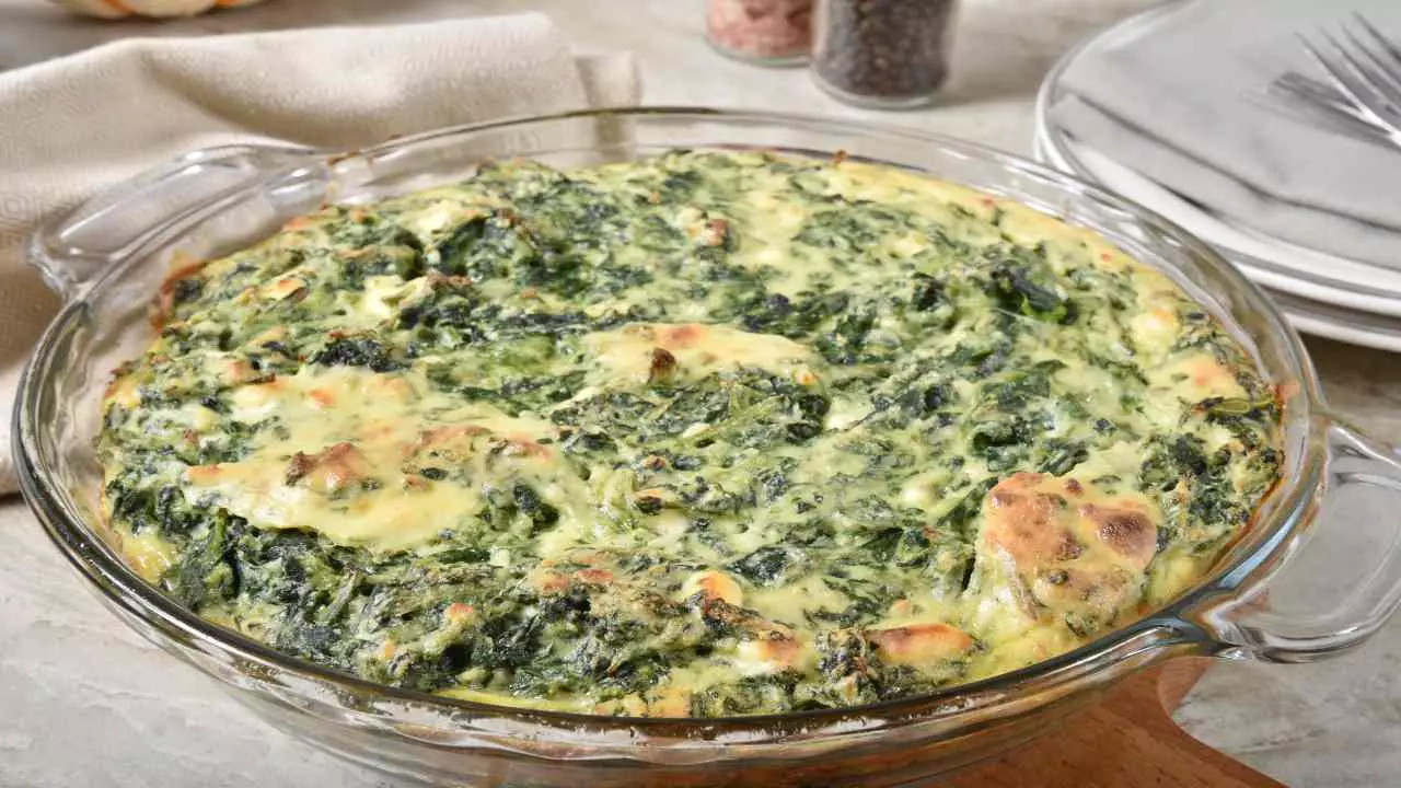 Spinach iyo farmaajo tiramisu