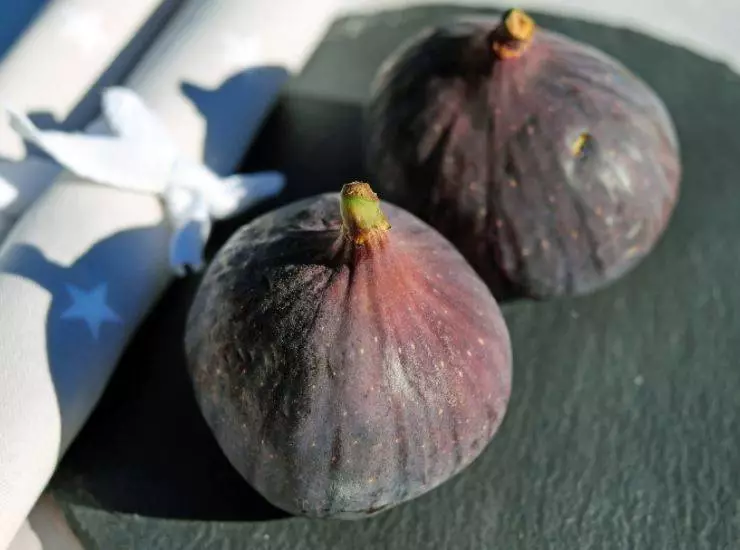 Vegan persimmon carpaccio resept