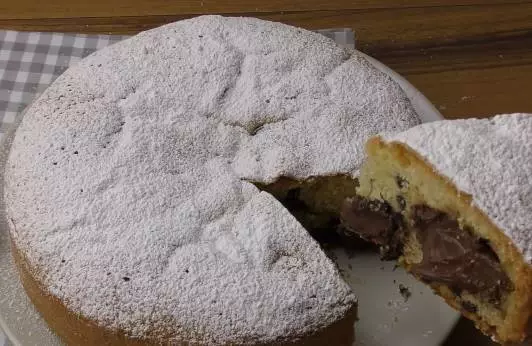 Bolo de Nutella e Crema de Leite