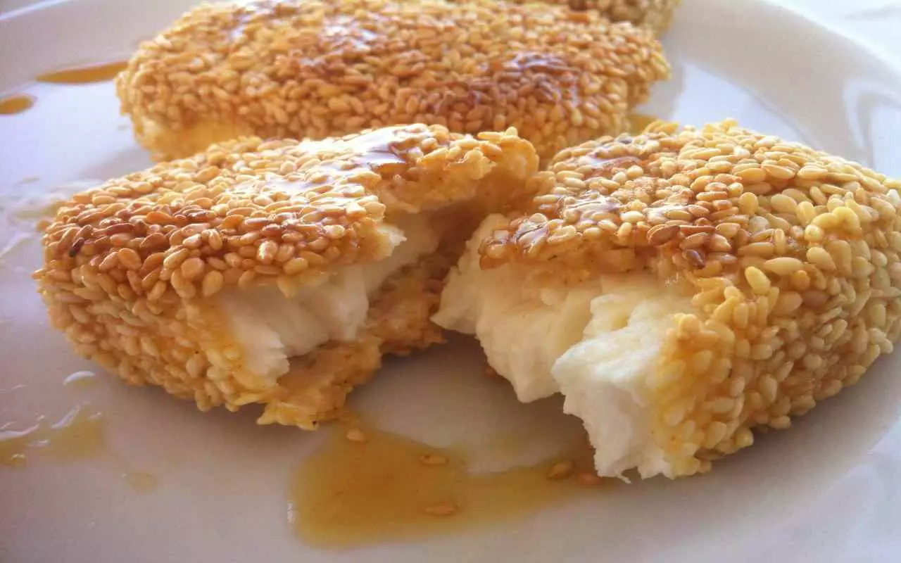 grillezett feta sajt szezám recept FOTÓ recept nyomtatás