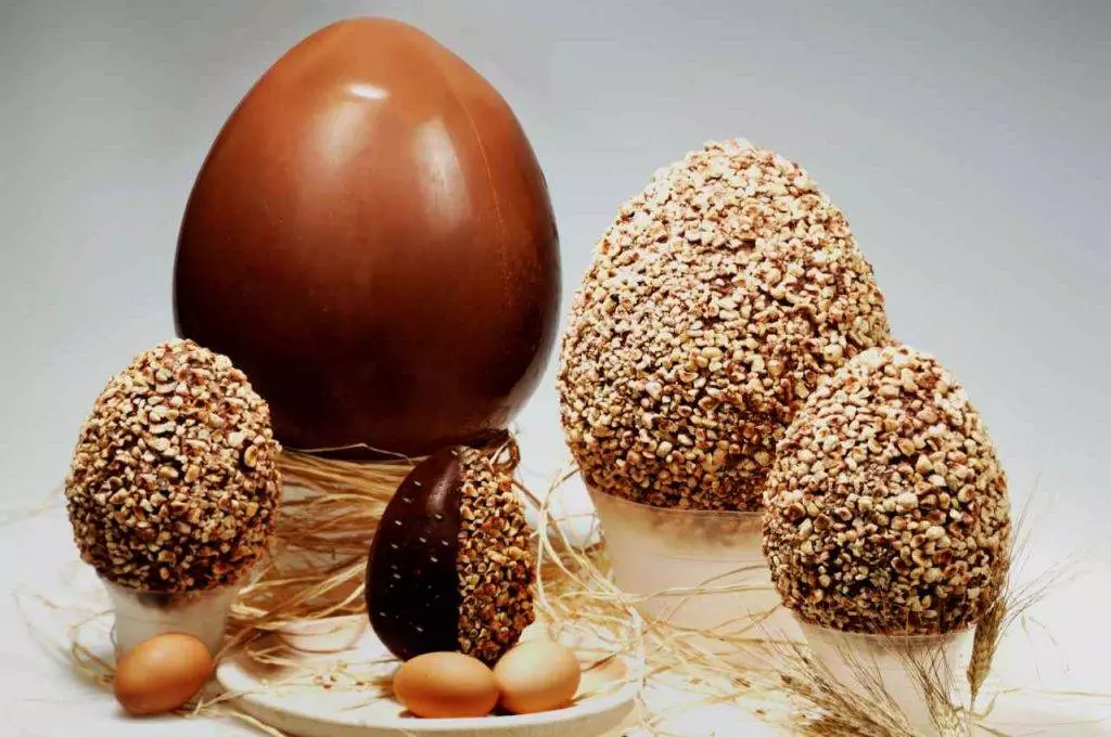 temno čokoladno jajce z arašidi - tisk recepta