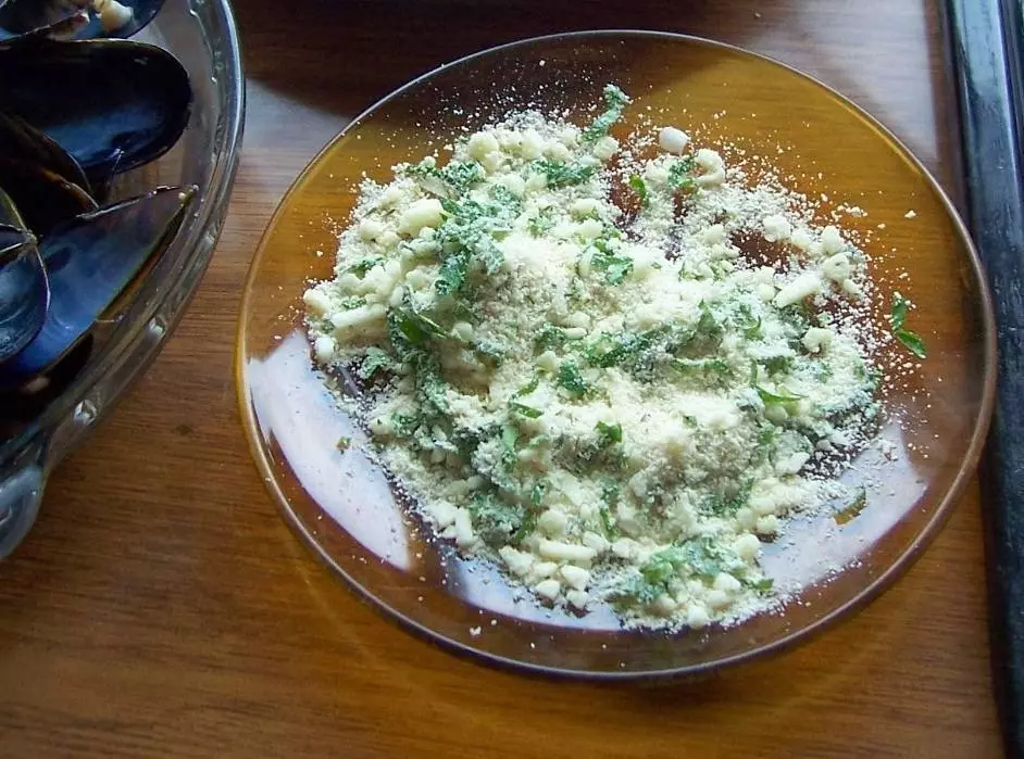 Baked saffron zucchini: isang masarap na side dish para sa anumang okasyon 14334_5