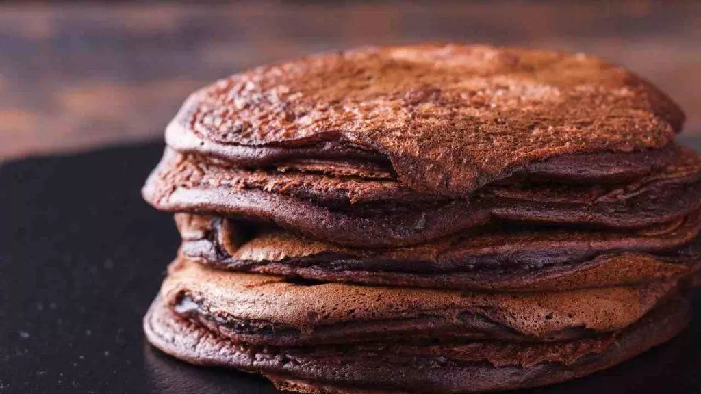 Pancake coklat karo isi Nutella