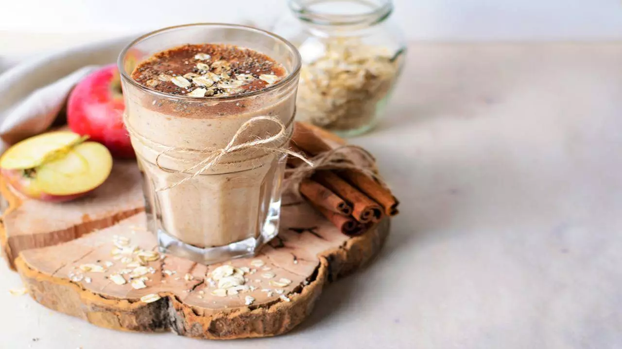 Bolo de canela e maçã