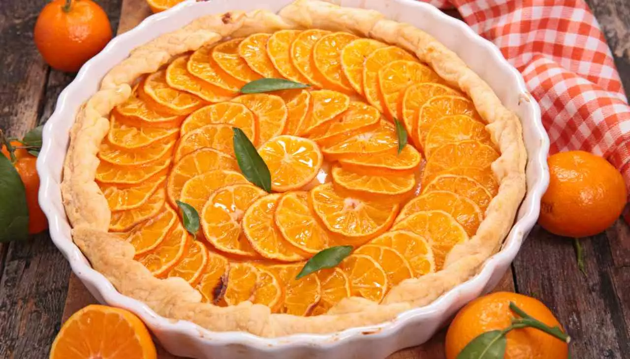 Iresiphi ye-tangerine tart