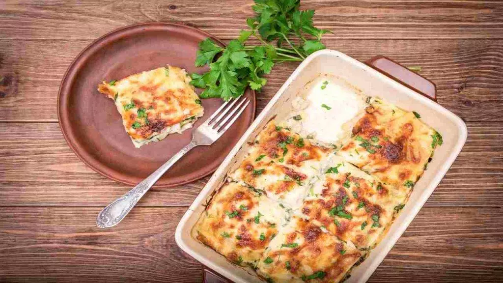 Lasaña en costra con alcachofas