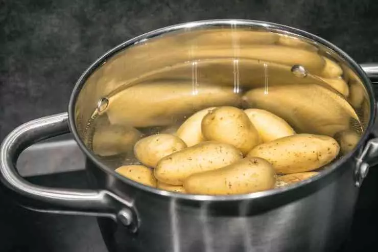 Potatis och ärtor i panna - recepttryck