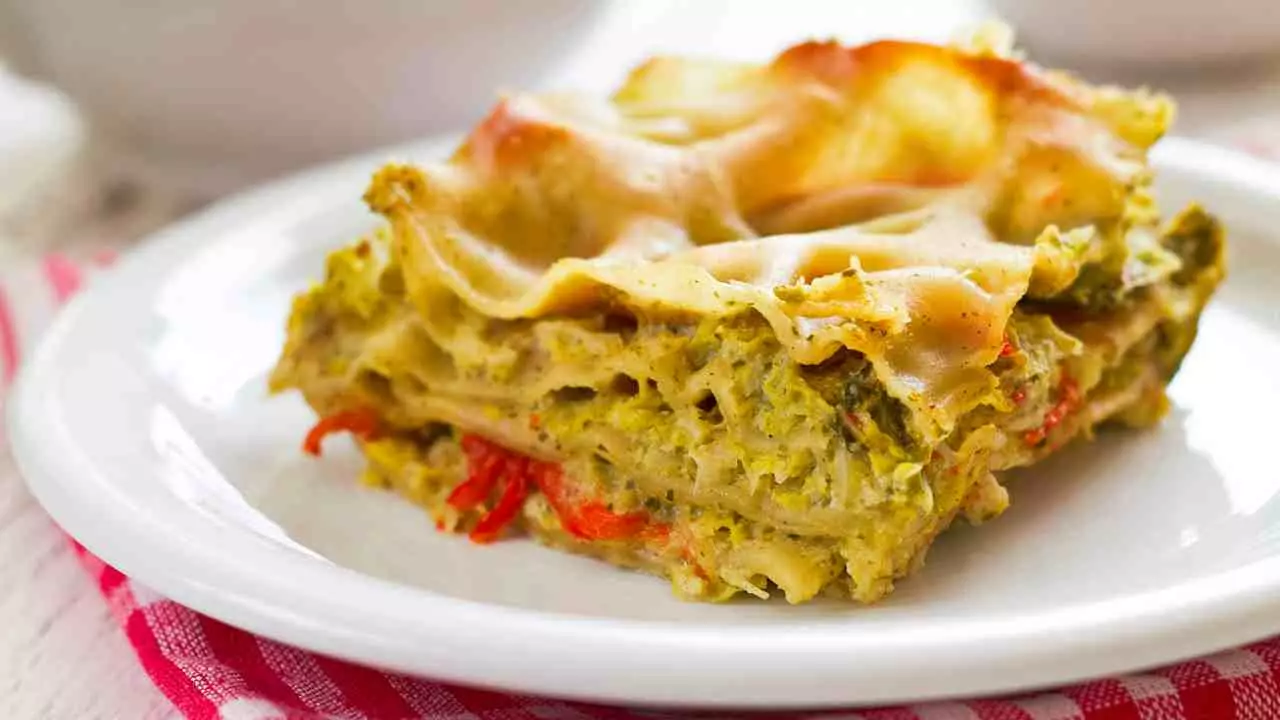 Lasagna eso kabeeji ti a yan, awọn eroja igbaradi ohunelo