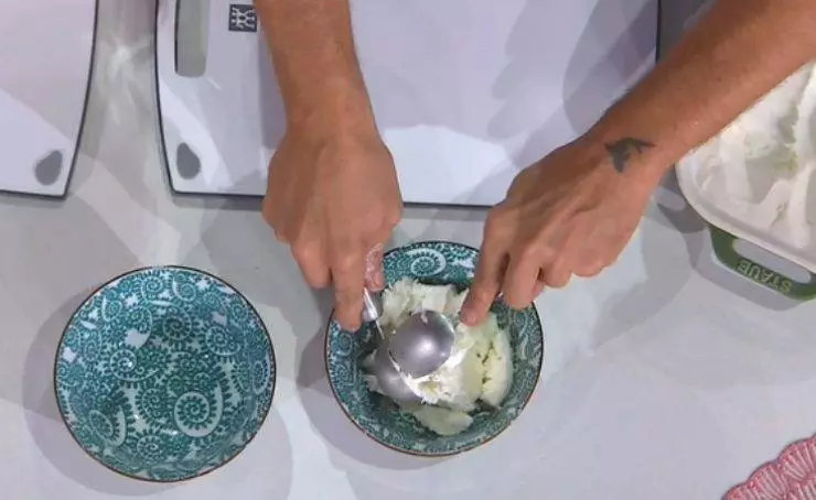 Ia sentiasa tengah hari | Resipi tukang masak aiskrim Massimiliano Scotti | Aiskrim yogurt dengan beri biru