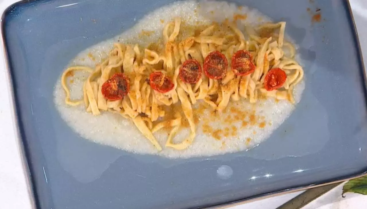 On aina keskipäivä | Resepti kokki Michele Farrun | Tagliolini keltti bottargalla