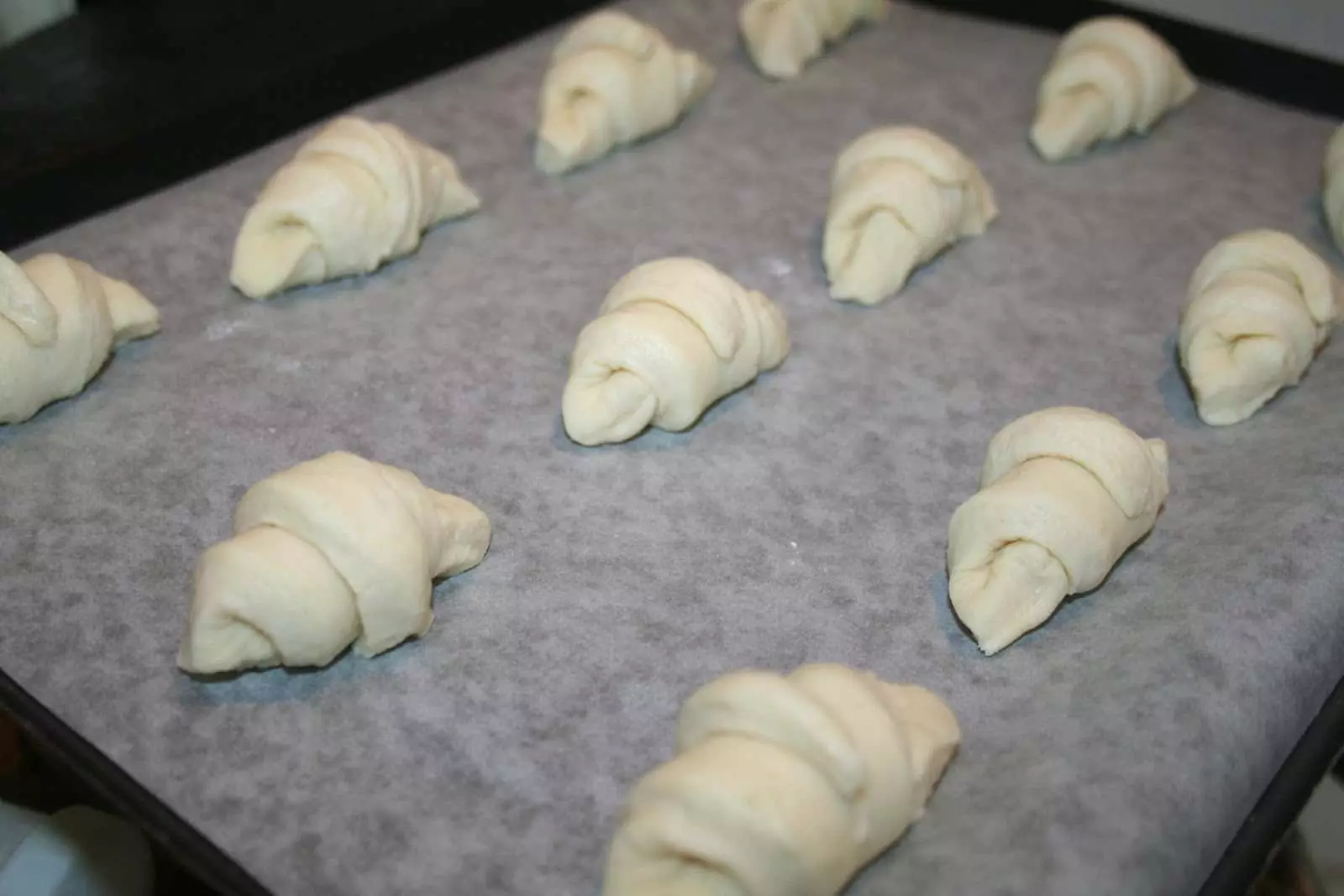 Sós tejes croissant kelesztés