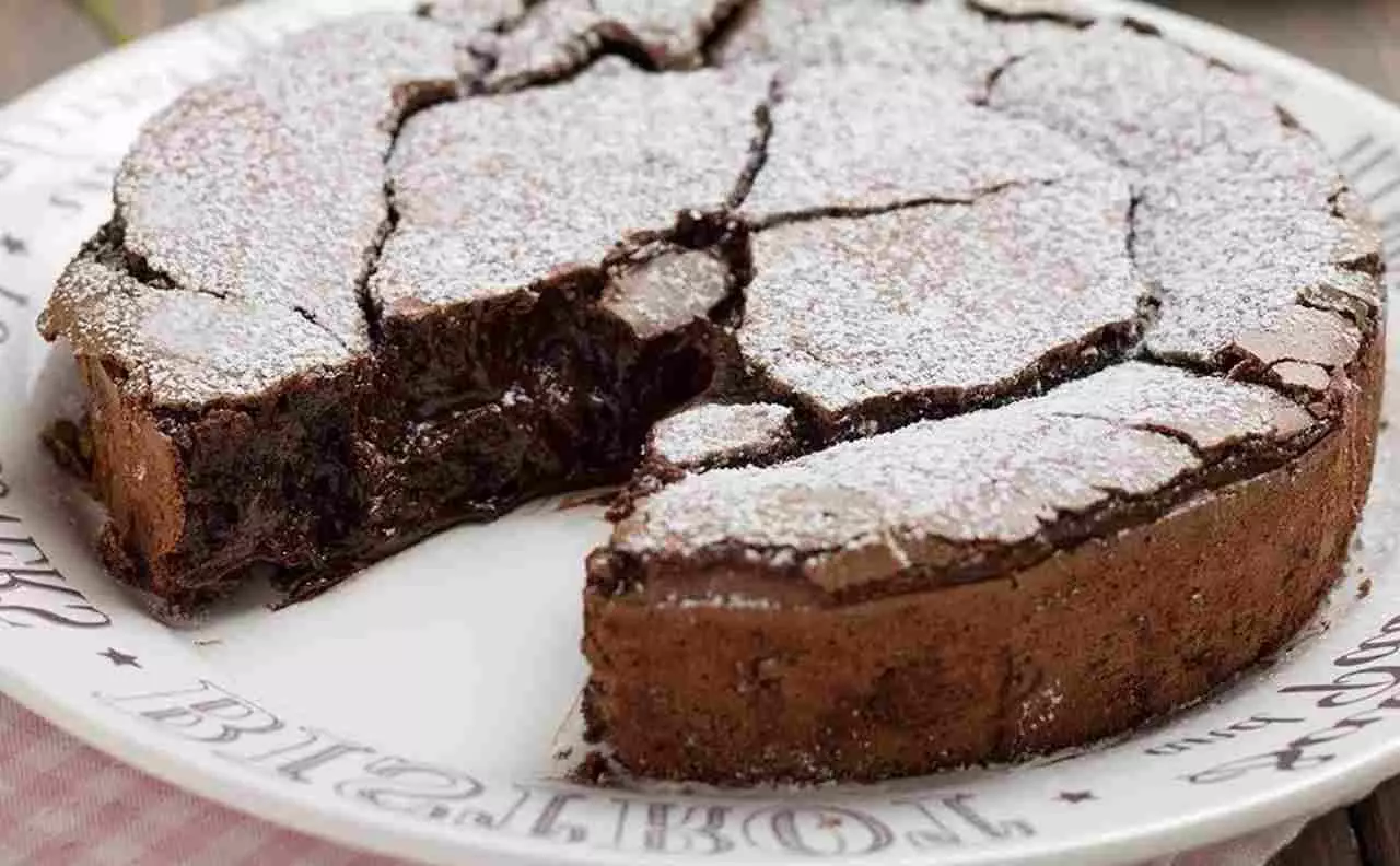 Dark Chocolate Heart Cake