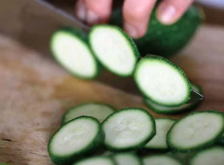 paccheri miaraka amin'ny sifotra sy courgettes - ricettasprint