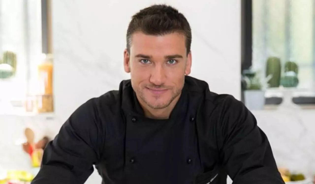 Damiano Carrara mabadiliko ya kuangalia - RecipeSprint