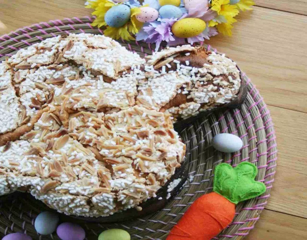 colomba mit kokosnuss- und schoko-eiern - rezeptdruck