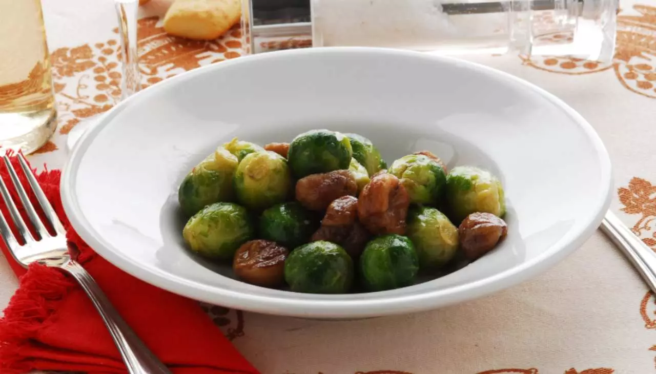 Sprouts bir-riċetta tal-Parmesan