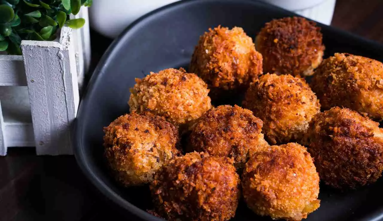 Cetakan resep kroket wortel goreng