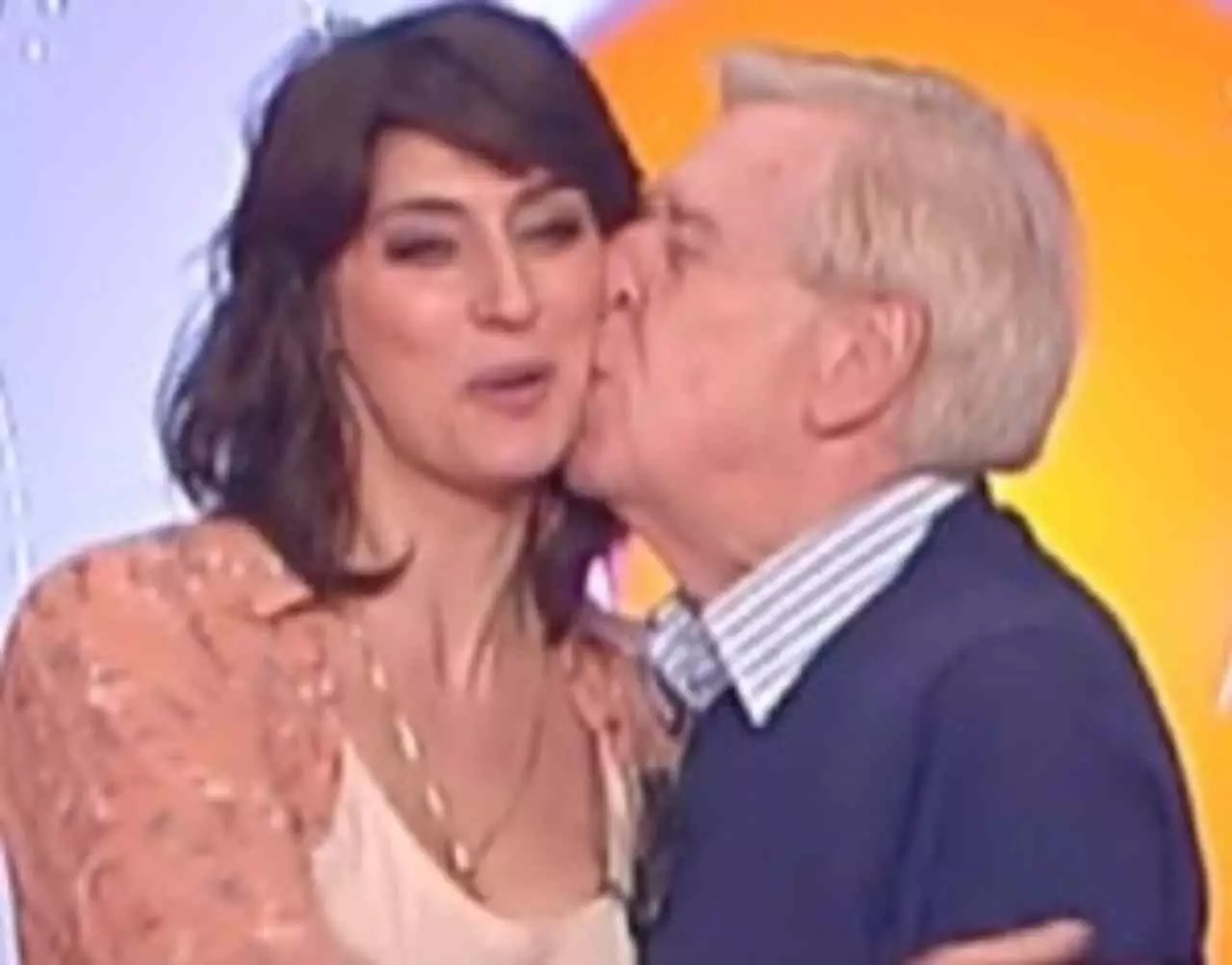 Elisa Isoardi Claudio Lippi hnia