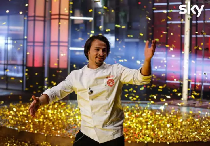 الفائز في برنامج MasterChef 10 - RecipeSprint