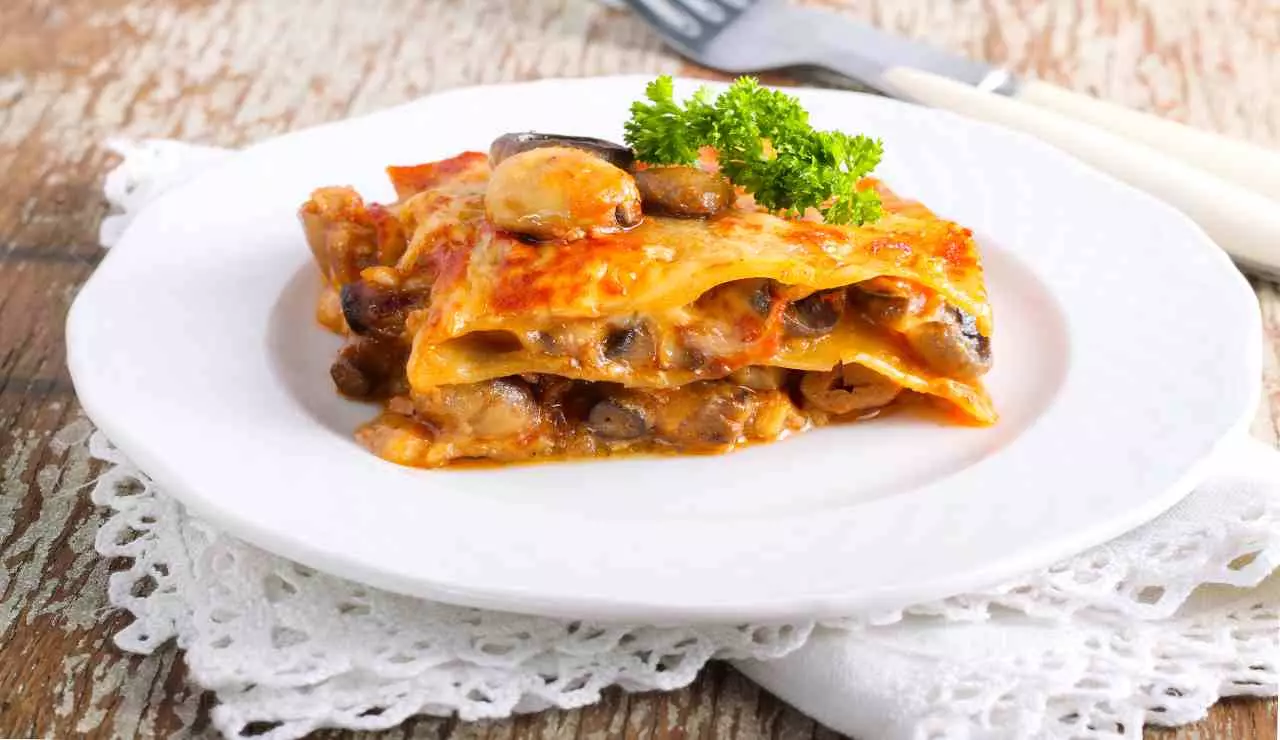 Lasagna Montanara