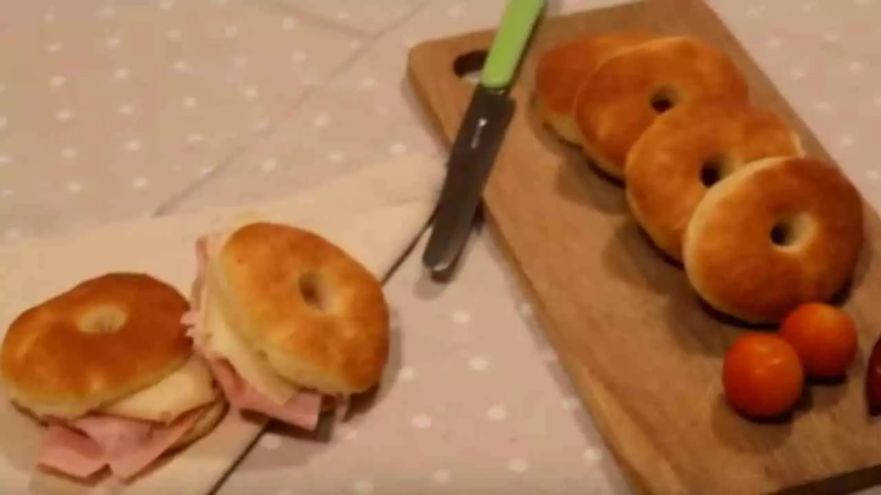 Pretzel aron pun-on ang pinakataas nga resipe alang sa mga appetizer 17917_1