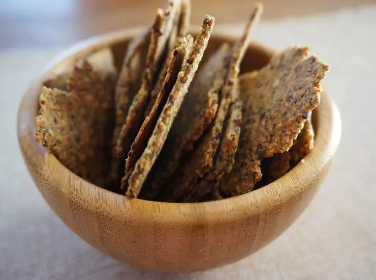 wholemeal crackers