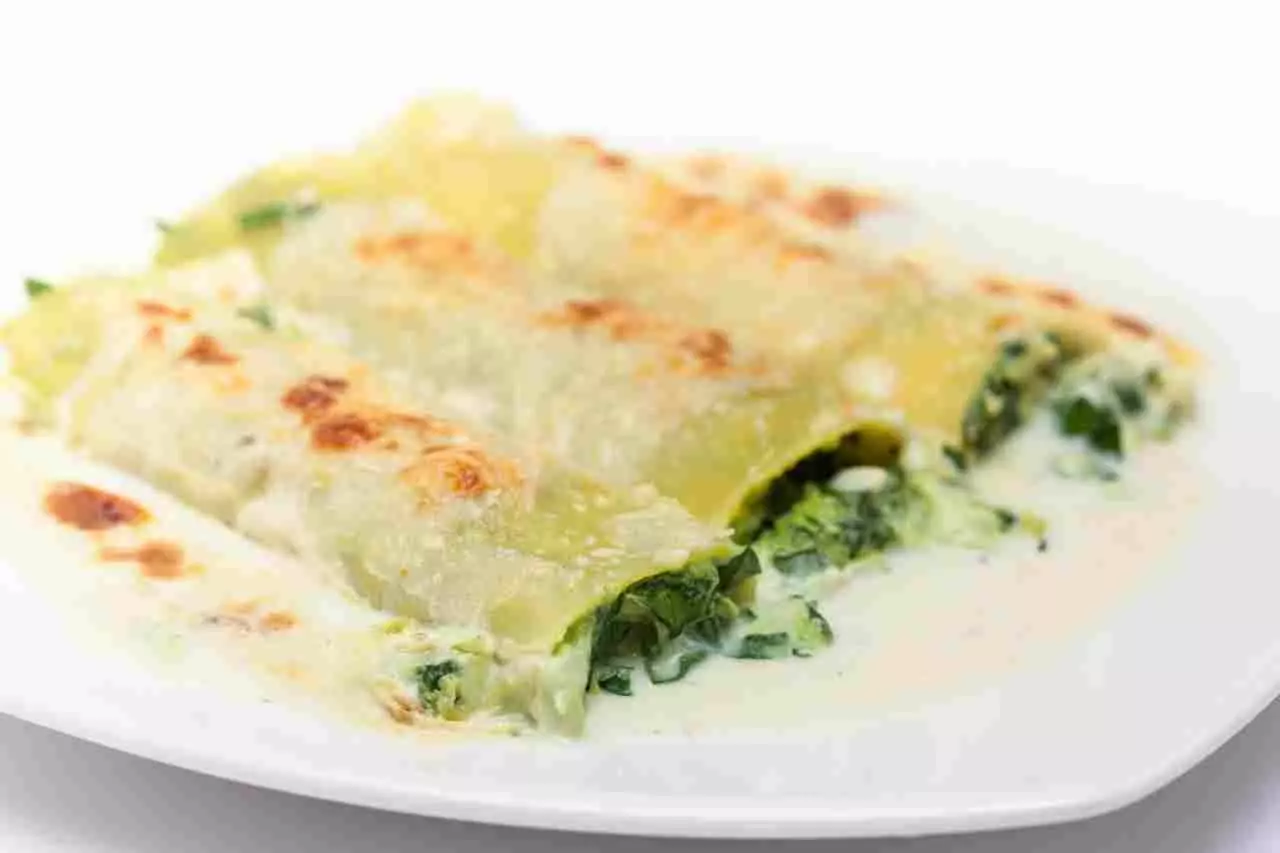 Cannelloni ڀاڄين ۽ gorgonzola سان، ترڪيب جي اجزاء