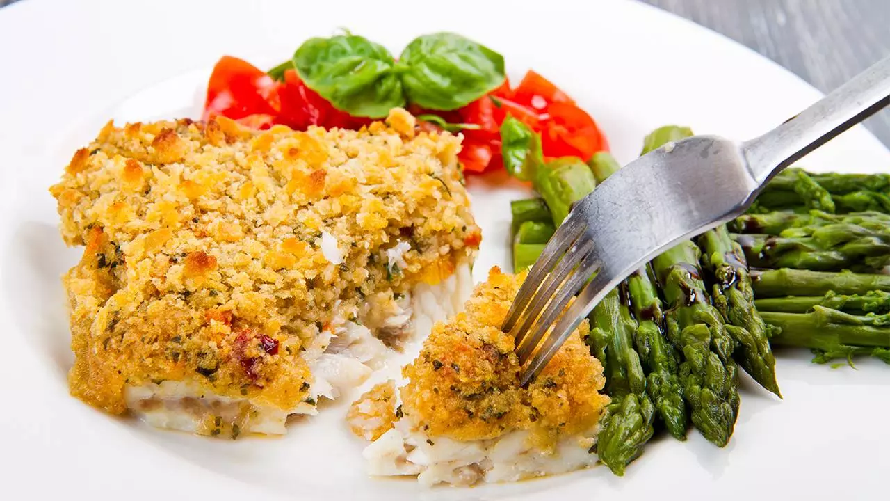 Bacalhau gratinado, rápido e leve. Uma segunda dietética 18287_1